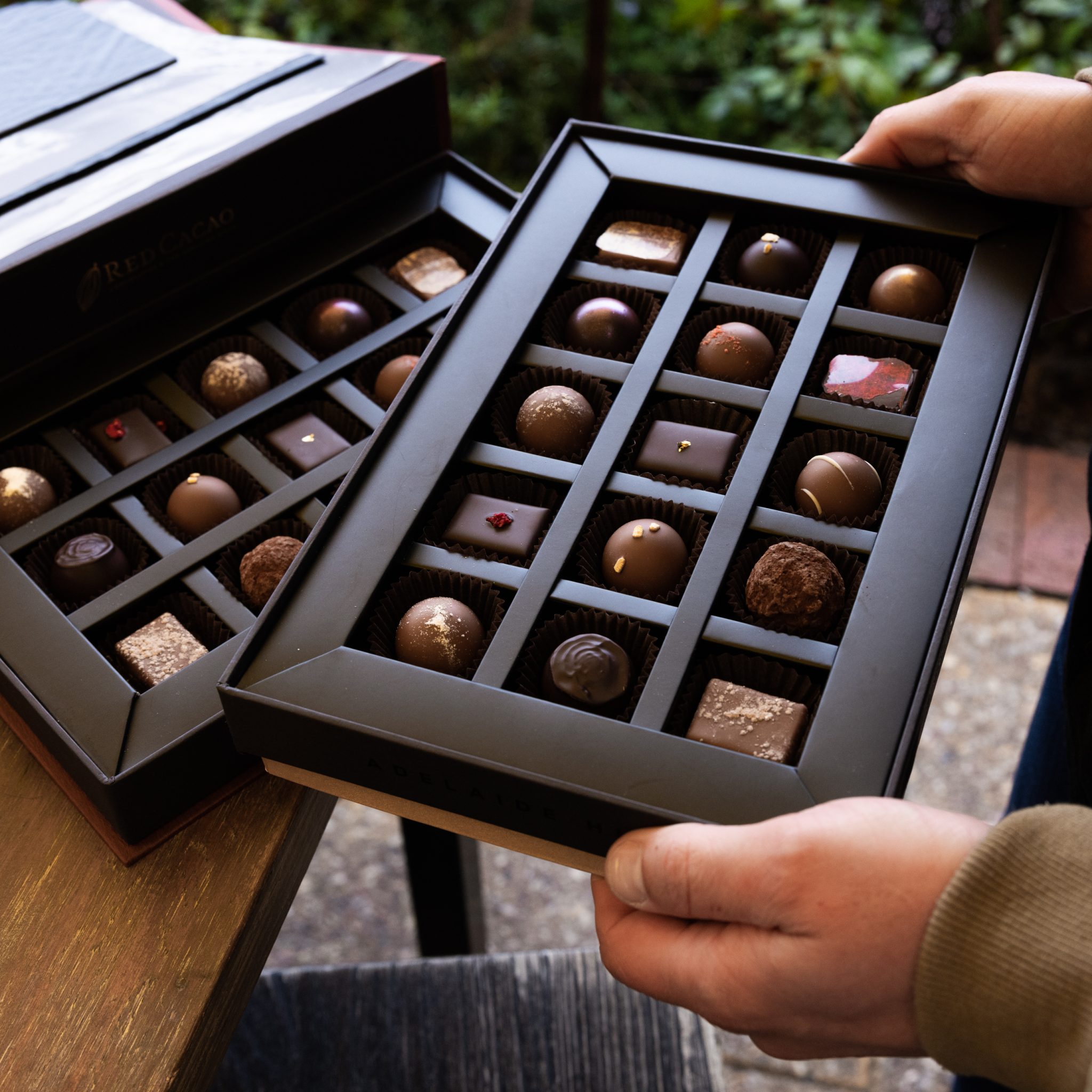 Gifting – Red Cacao
